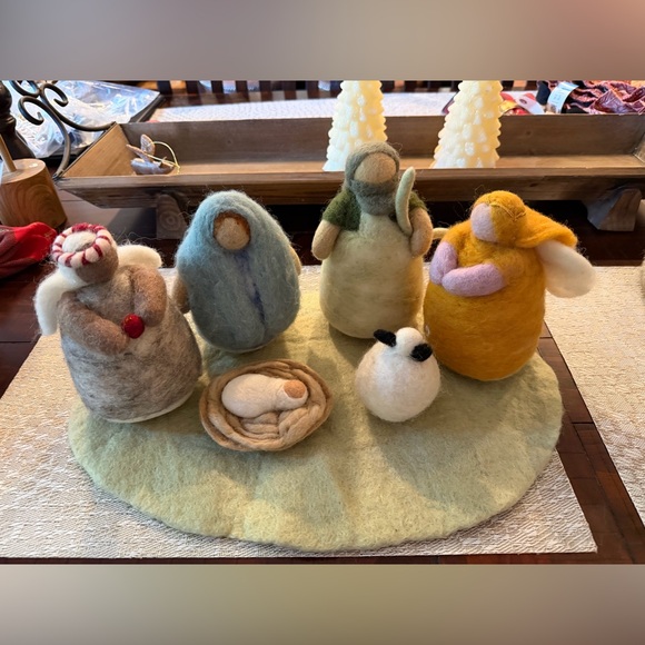 DZI Artisans | Holiday | Felted Wool Nativity Scene | Poshmark